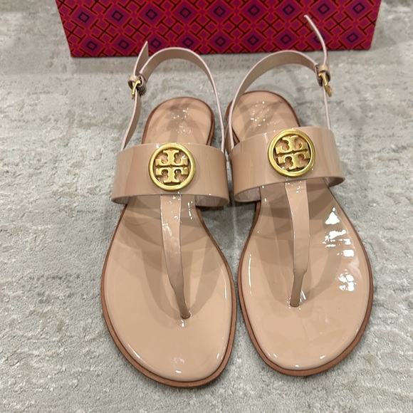 Tory Burch | Shoes | Tory Burch Benton 2 Flat Thong Sandal In Goan Sand ...